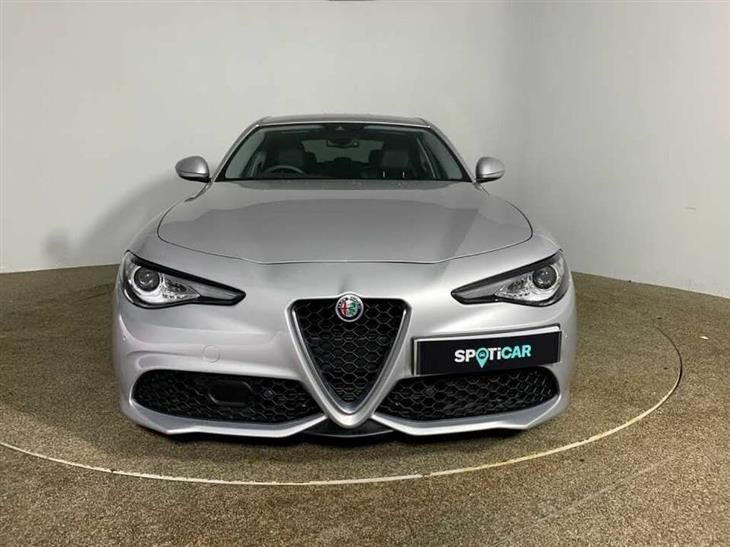 Silver Alfa Romeo Giulia cars for sale | PistonHeads UK