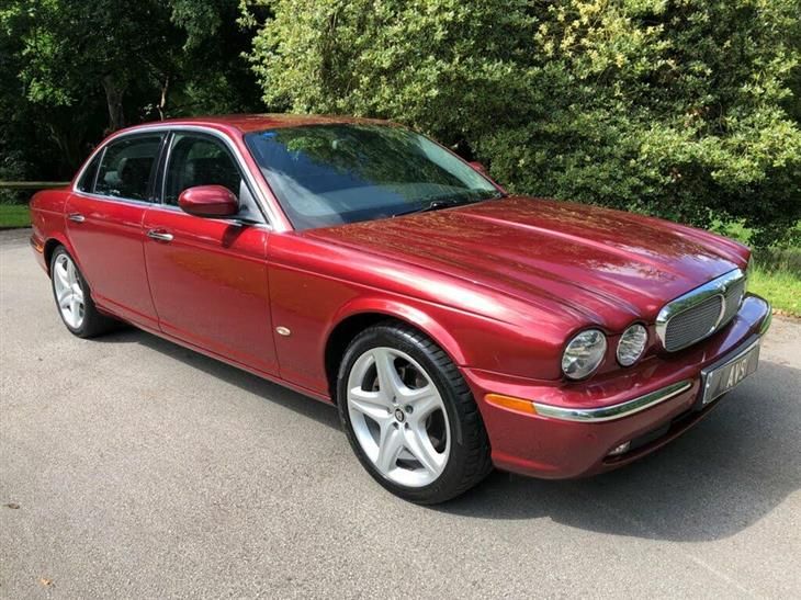 Red Jaguar XJ cars for sale | PistonHeads UK