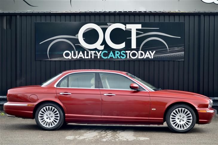 Red Jaguar XJ cars for sale | PistonHeads UK