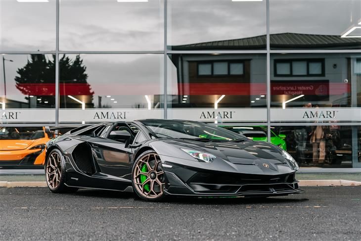 Lamborghini Aventador SVJ cars for sale - PistonHeads UK
