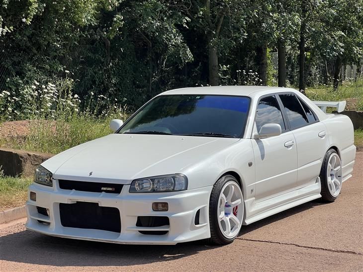 Nissan Skyline R34 cars for sale - PistonHeads UK