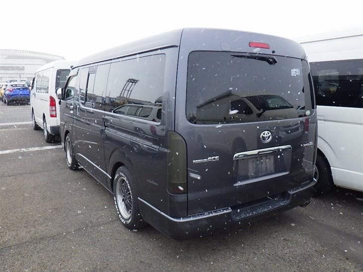 Grey Toyota Hiace cars for sale - PistonHeads UK