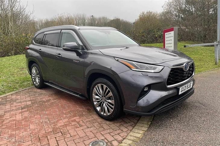 Toyota Highlander cars for sale | PistonHeads UK