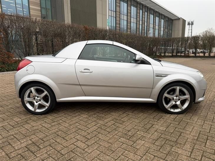 Used Vauxhall Tigra cars for sale - PistonHeads UK