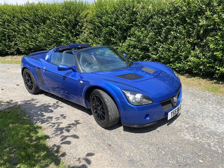 Vauxhall VX220 cars for sale - PistonHeads UK