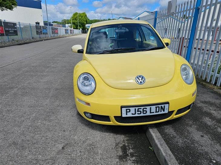 Volkswagen New Beetles cars for sale - PistonHeads UK