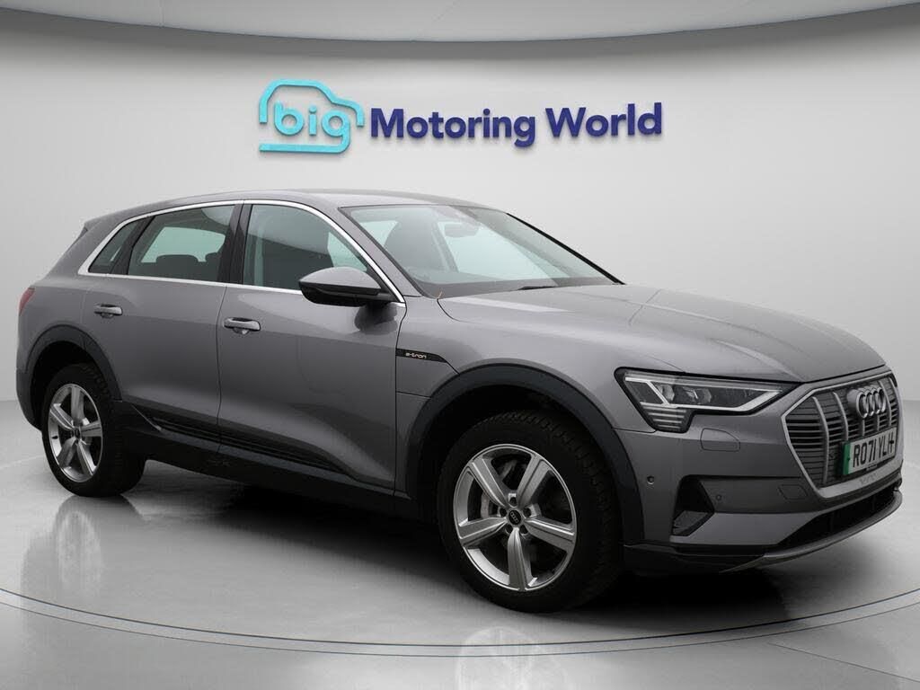 Used 2021 AUDI E-TRON TECHNIK 50 QUATTRO for sale - PistonHeads UK