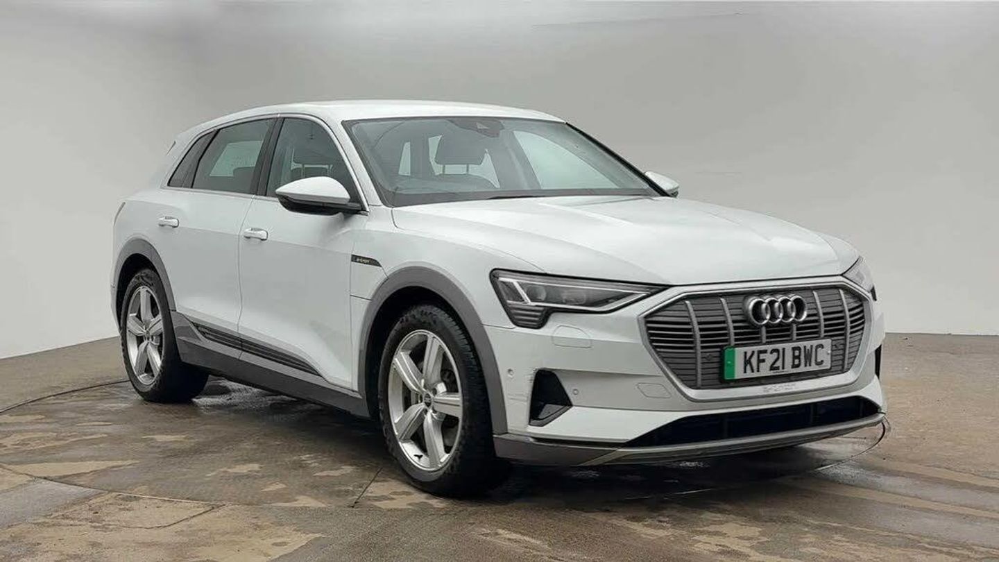 Used 2021 AUDI E-TRON TECHNIK 50 QUATTRO for sale - PistonHeads UK