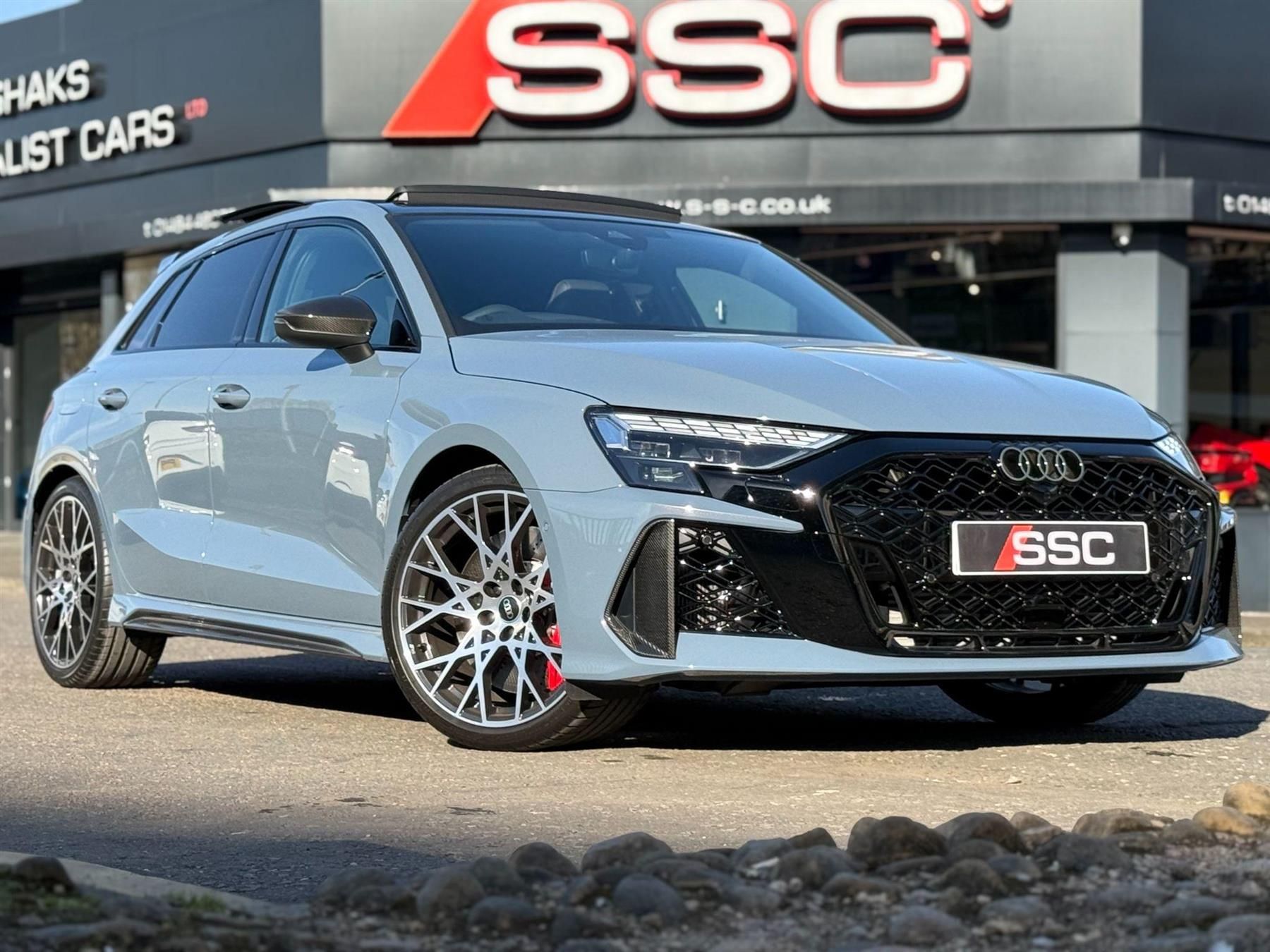 Used Audi RS3 2.5 TFSI Carbon Vorsprung Sportback S Tronic quattro Euro ...