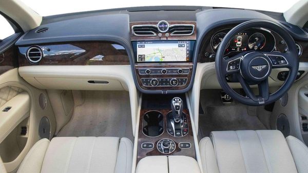 Used 2021 BENTLEY BENTAYGA for sale - PistonHeads UK