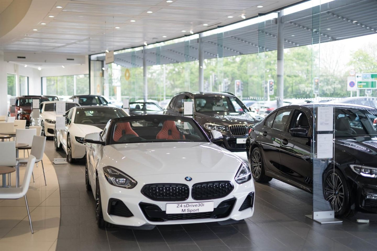 Used 2022 BMW M4 COMPETITION M XDRIVE AUTO for sale - PistonHeads UK