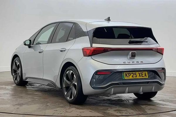 Used 2025 CUPRA BORN V2 EV for sale - PistonHeads UK
