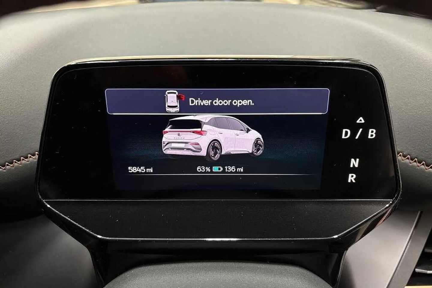 Used 2025 CUPRA BORN V2 EV for sale - PistonHeads UK