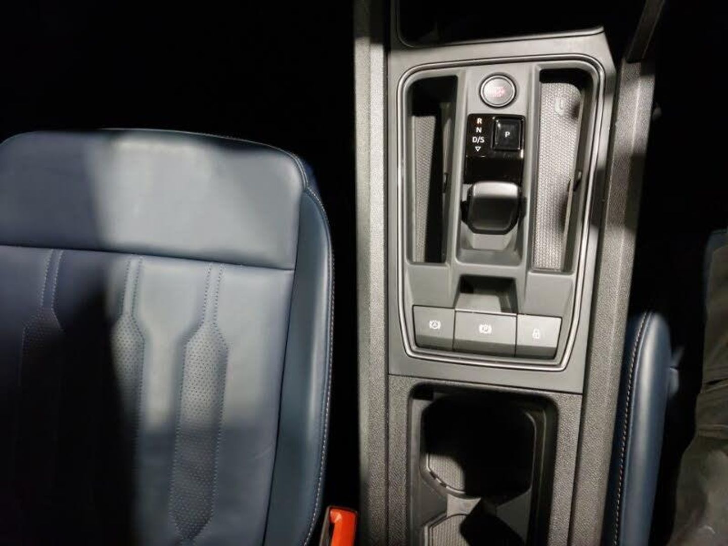 Used 2024 CUPRA FORMENTOR V2 TSI S-A for sale - PistonHeads UK