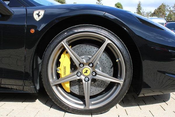 Used 2012 FERRARI 458 ITALIA for sale - PistonHeads UK
