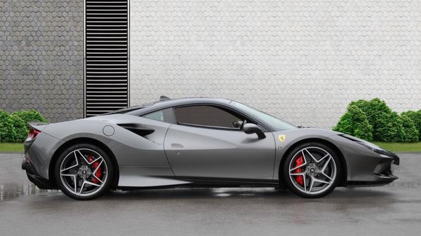 Used 2021 FERRARI F8 TRIBUTO S-A for sale - PistonHeads UK