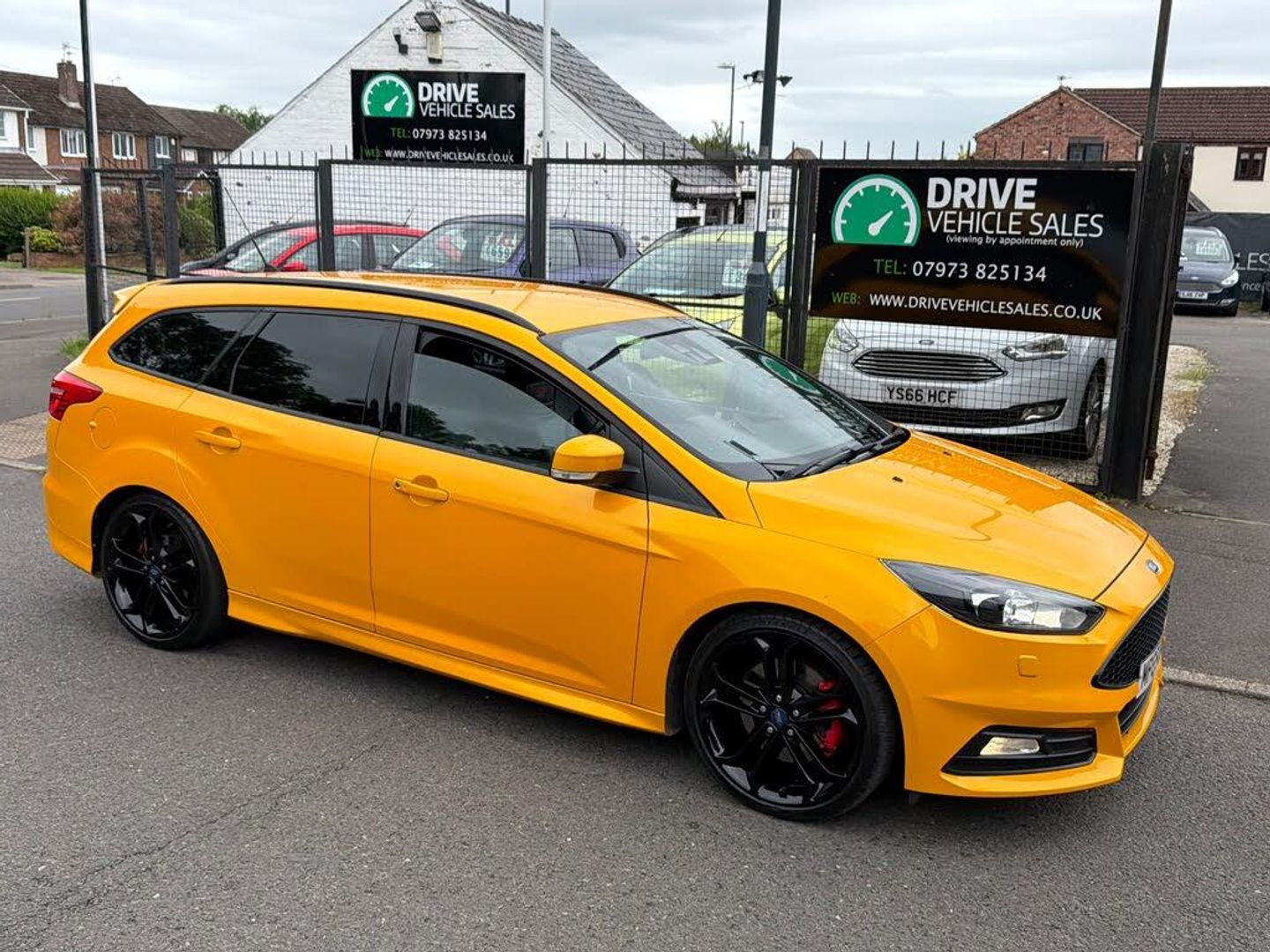 Used 2016 FORD FOCUS for sale - PistonHeads UK