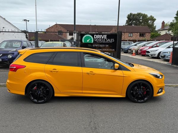 Used 2016 FORD FOCUS for sale - PistonHeads UK