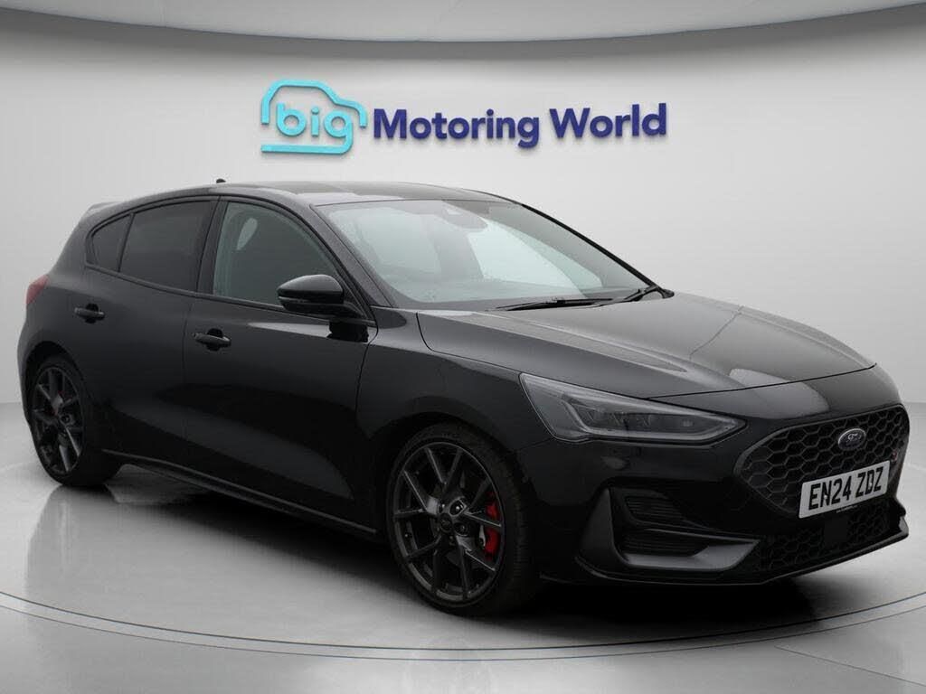 Used 2024 FORD FOCUS ST AUTO for sale - PistonHeads UK