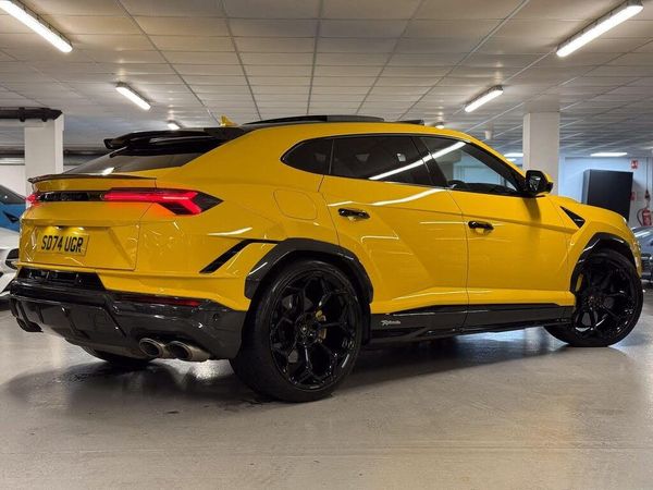 Used 2024 LAMBORGHINI URUS V8 PERFORMANTE AUTO for sale - PistonHeads UK