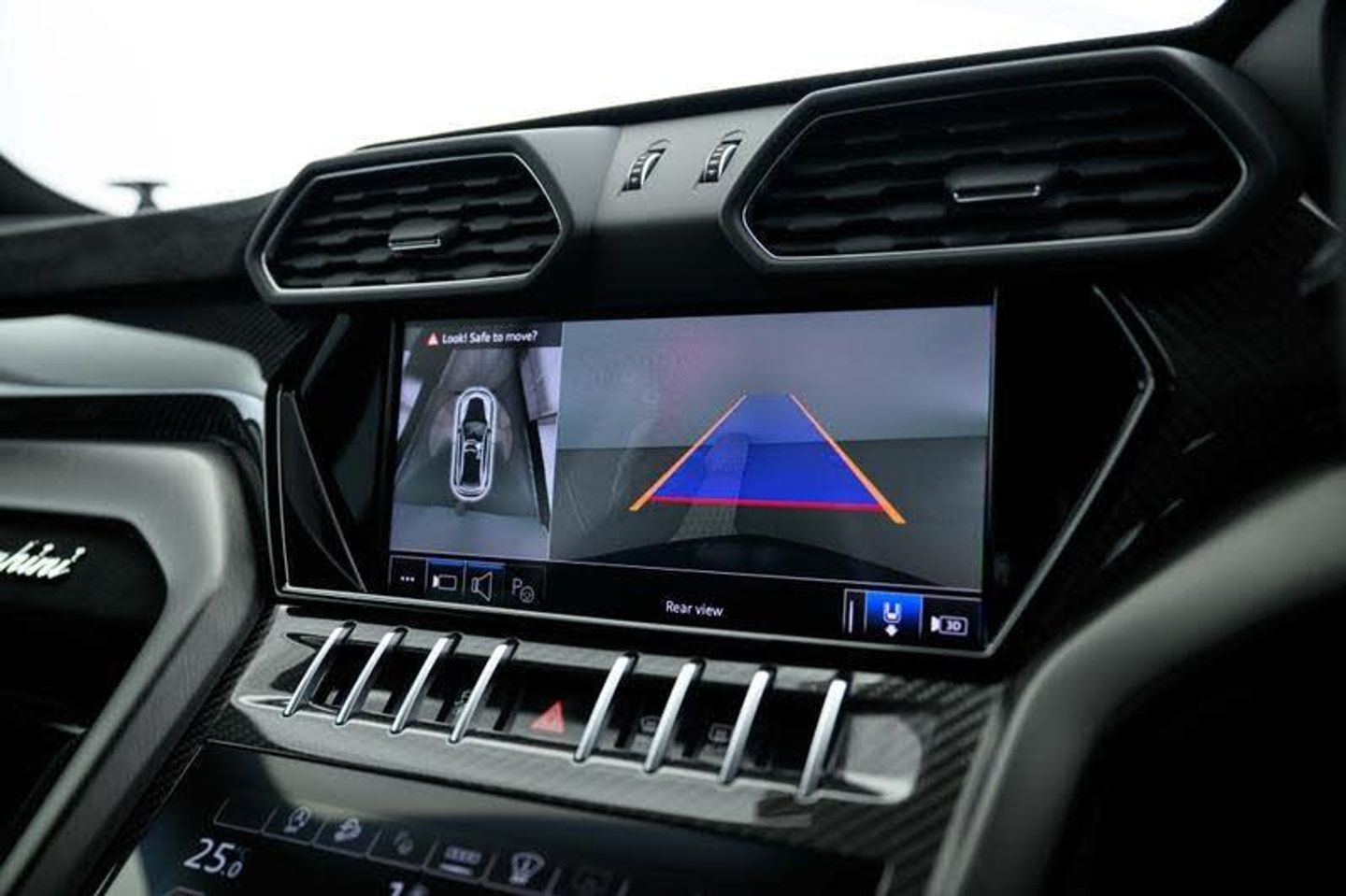 Used 2025 Lamborghini for sale - PistonHeads UK