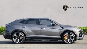 Used 2022 LAMBORGHINI URUS V8 AUTO for sale - PistonHeads UK