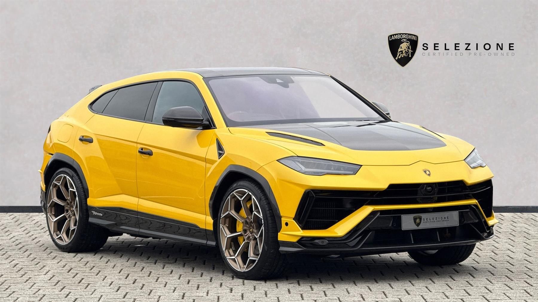 Used 2024 LAMBORGHINI URUS V8 PERFORMANTE AUTO for sale - PistonHeads UK