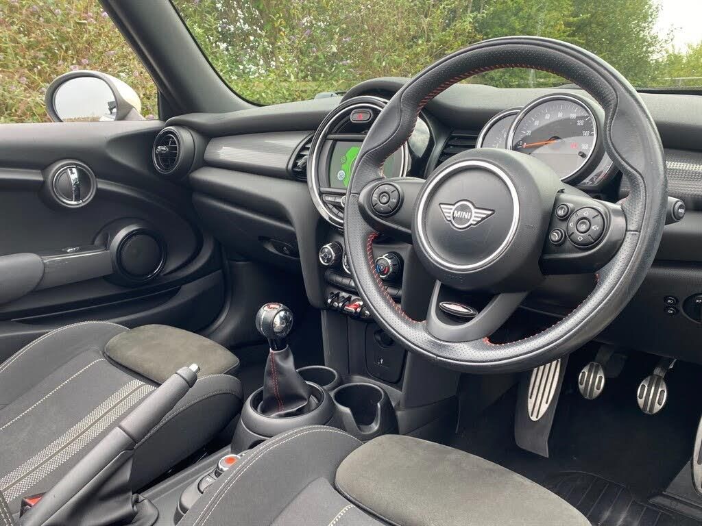 Used MINI Mini Cooper Sport - JCW Styling & Parking Sensors & Cruise ...