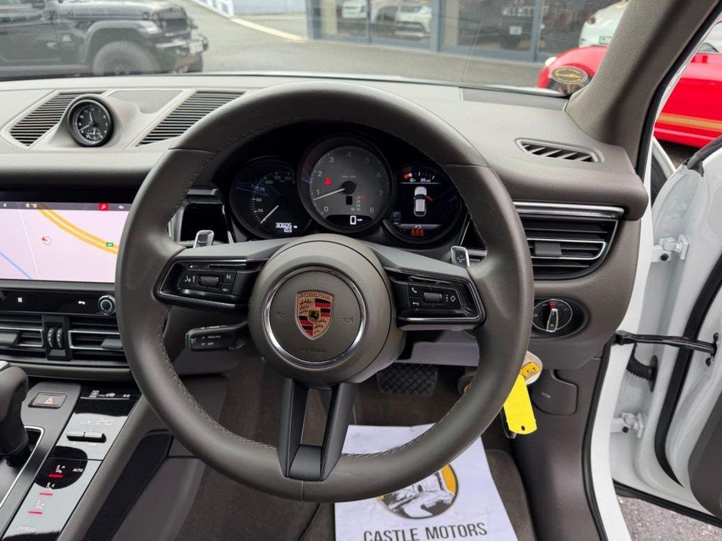 Used 2023 PORSCHE macan for sale - PistonHeads UK