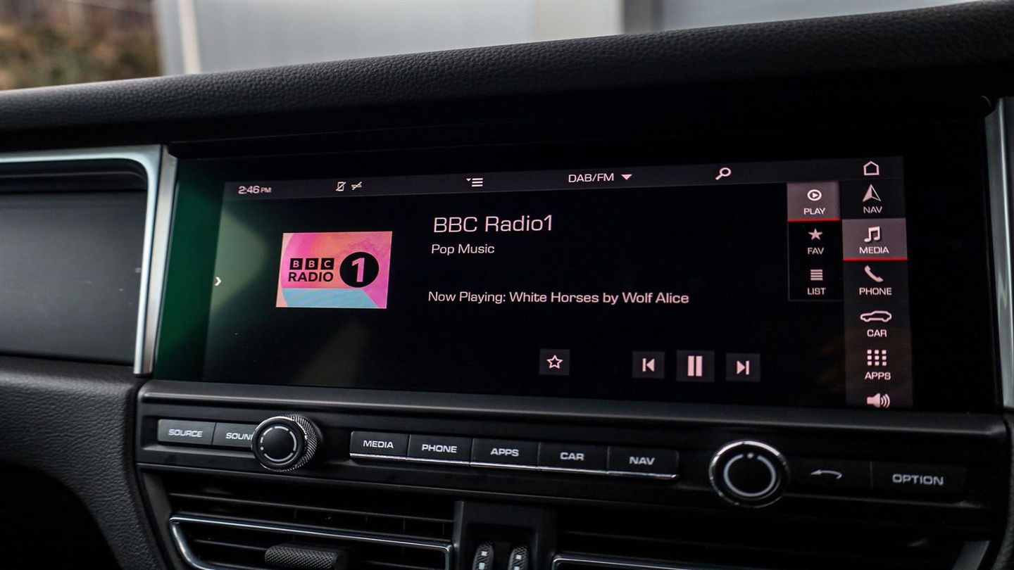 Used 2018 PORSCHE macan for sale - PistonHeads UK