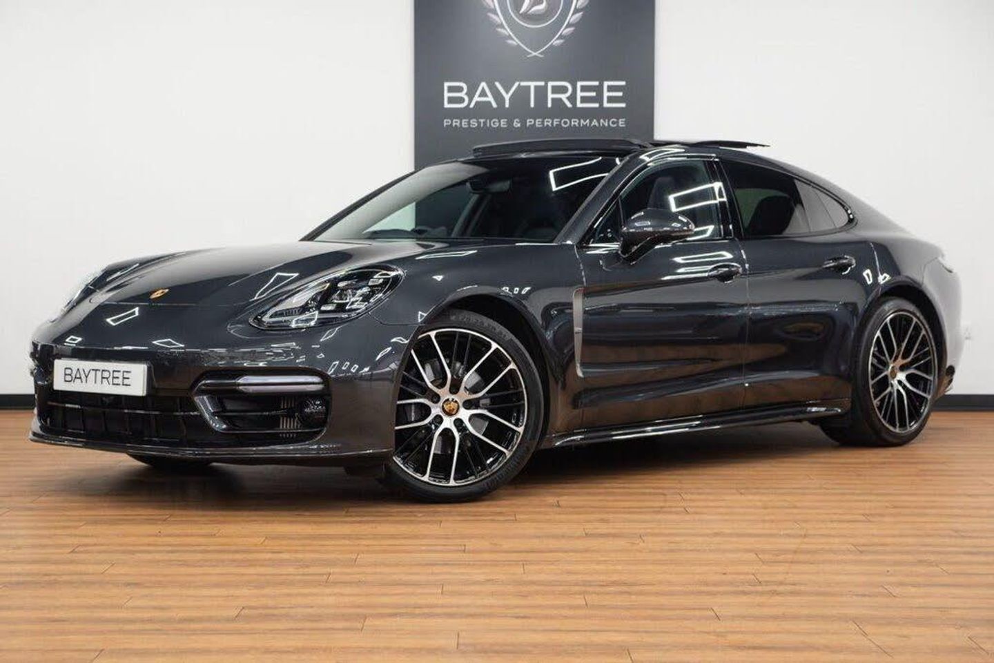 Used 2022 PORSCHE PANAMERA PLATINUM EDITION 4 SA for sale - PistonHeads UK