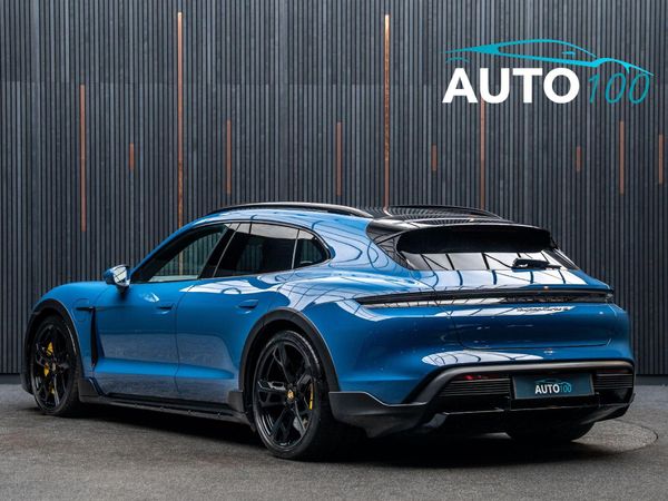 Used 2023 PORSCHE TAYCAN TURBO S CROSS TURISMO for sale - PistonHeads UK