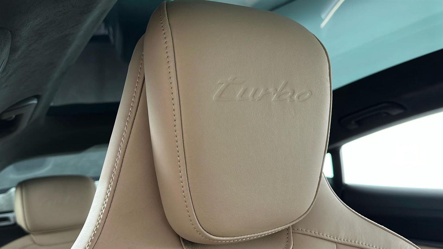 Used 2020 PORSCHE TAYCAN TURBO for sale - PistonHeads UK