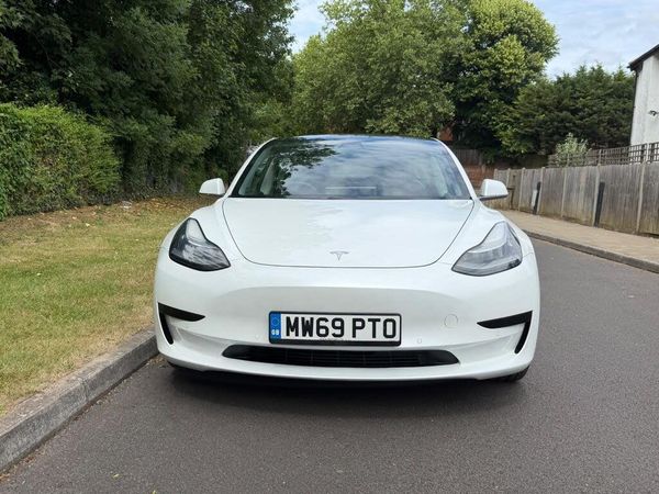 Used 2019 TESLA MODEL 3 STANDARD RANGE + for sale - PistonHeads UK