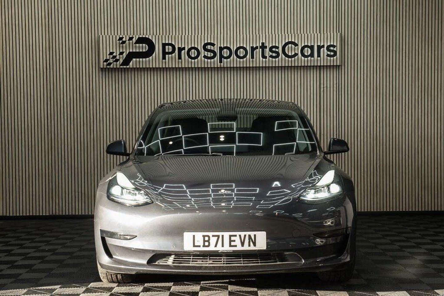 Used 2021 TESLA MODEL 3 STANDARD RANGE + for sale - PistonHeads UK