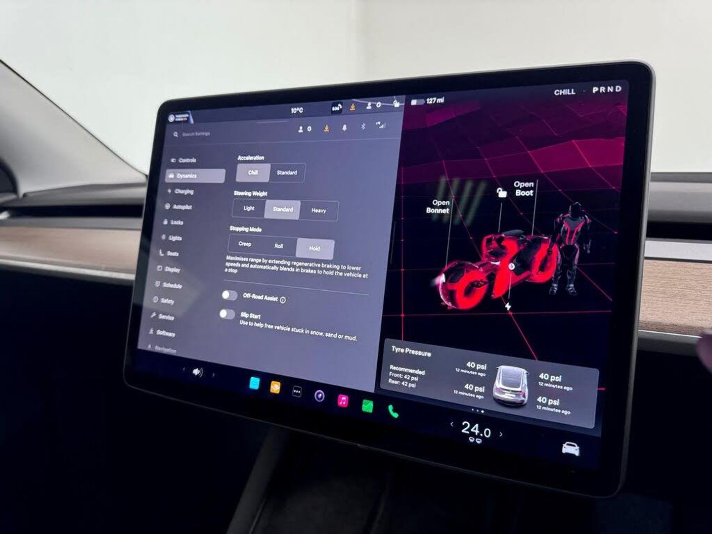 Used 2023 TESLA MODEL Y LONG RANGE AWD for sale - PistonHeads UK