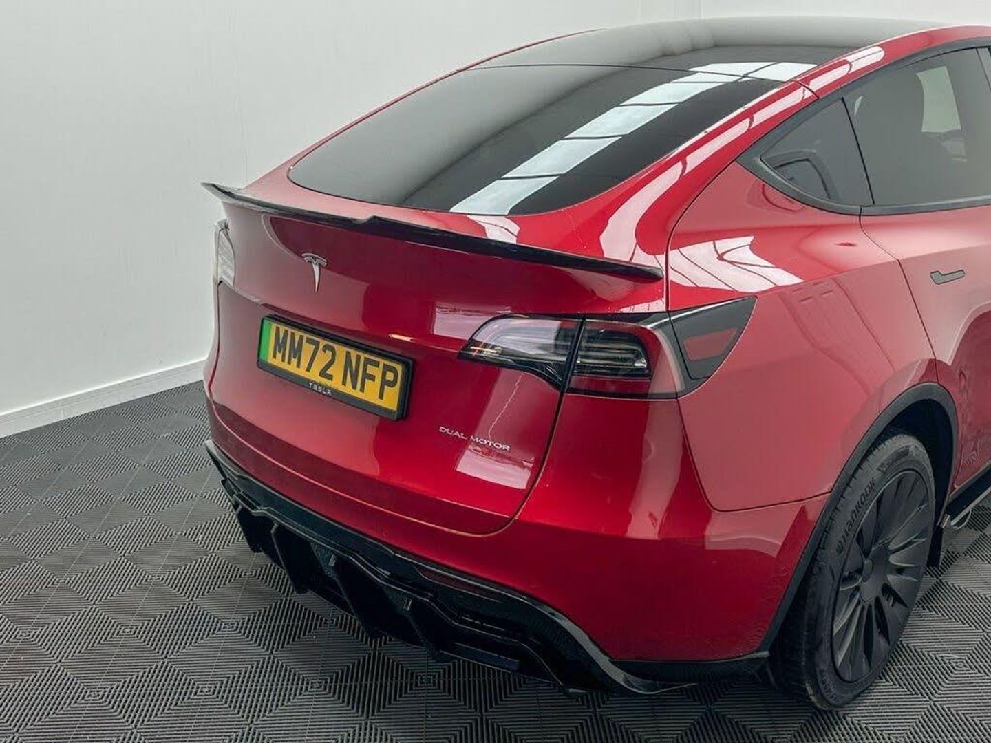 Used 2022 TESLA MODEL Y LONG RANGE AWD for sale - PistonHeads UK