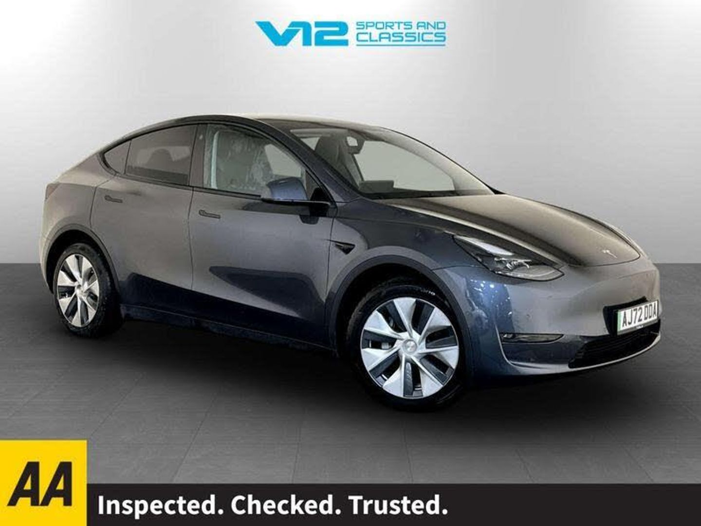 Used 2022 TESLA MODEL Y LONG RANGE AWD for sale - PistonHeads UK