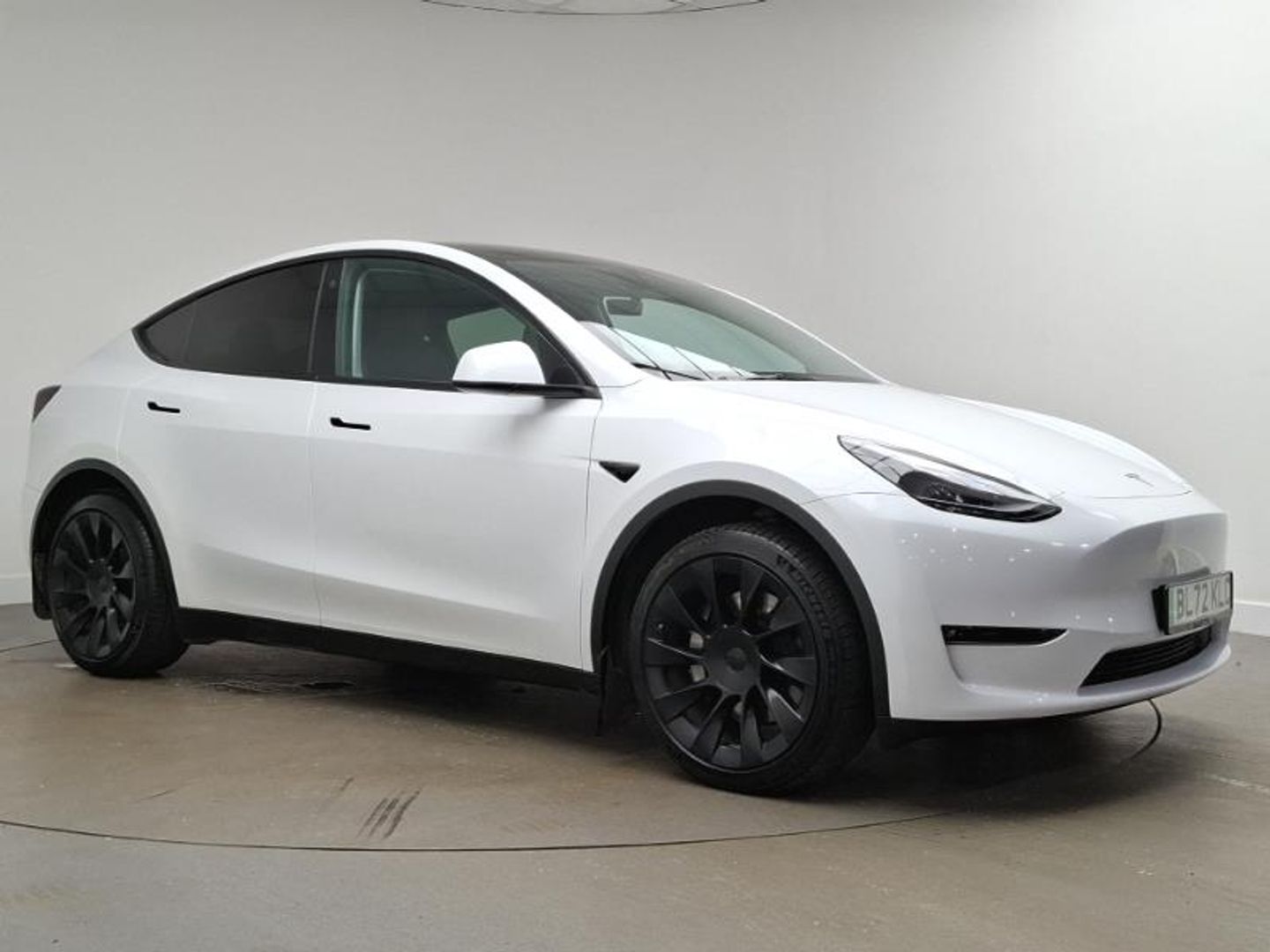 Used 2022 TESLA MODEL Y LONG RANGE AWD for sale - PistonHeads UK
