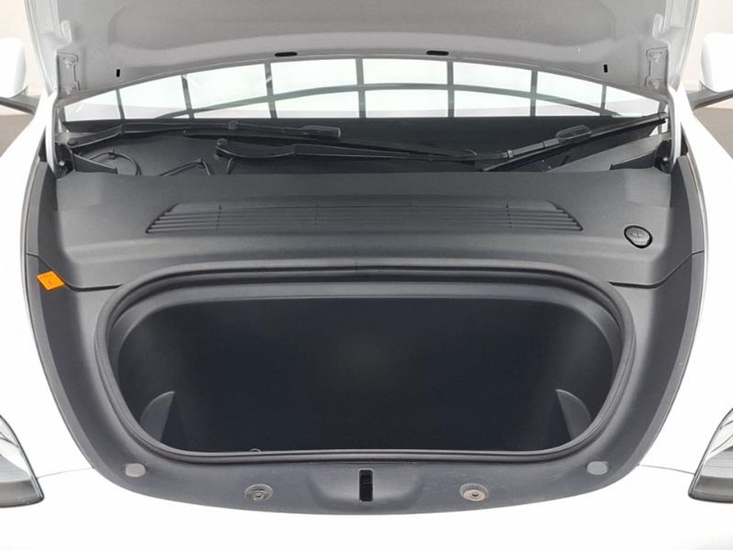 Used 2022 TESLA MODEL Y LONG RANGE AWD for sale - PistonHeads UK