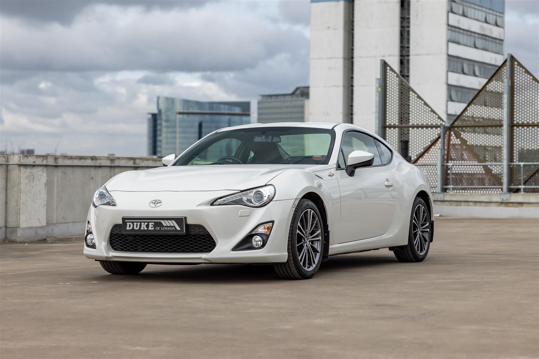 Used TOYOTA GT86 (GT1) D-4S 2015 for sale - PistonHeads UK