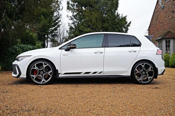 Used 2024 VOLKSWAGEN GOLF GTI TSI S-A for sale - PistonHeads UK