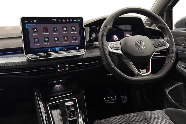 Used 2025 VOLKSWAGEN GOLF GTI TSI S-A for sale - PistonHeads UK