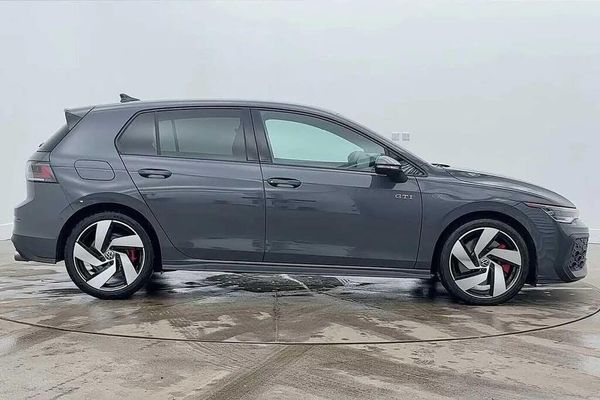 Used 2025 VOLKSWAGEN GOLF GTI TSI S-A for sale - PistonHeads UK