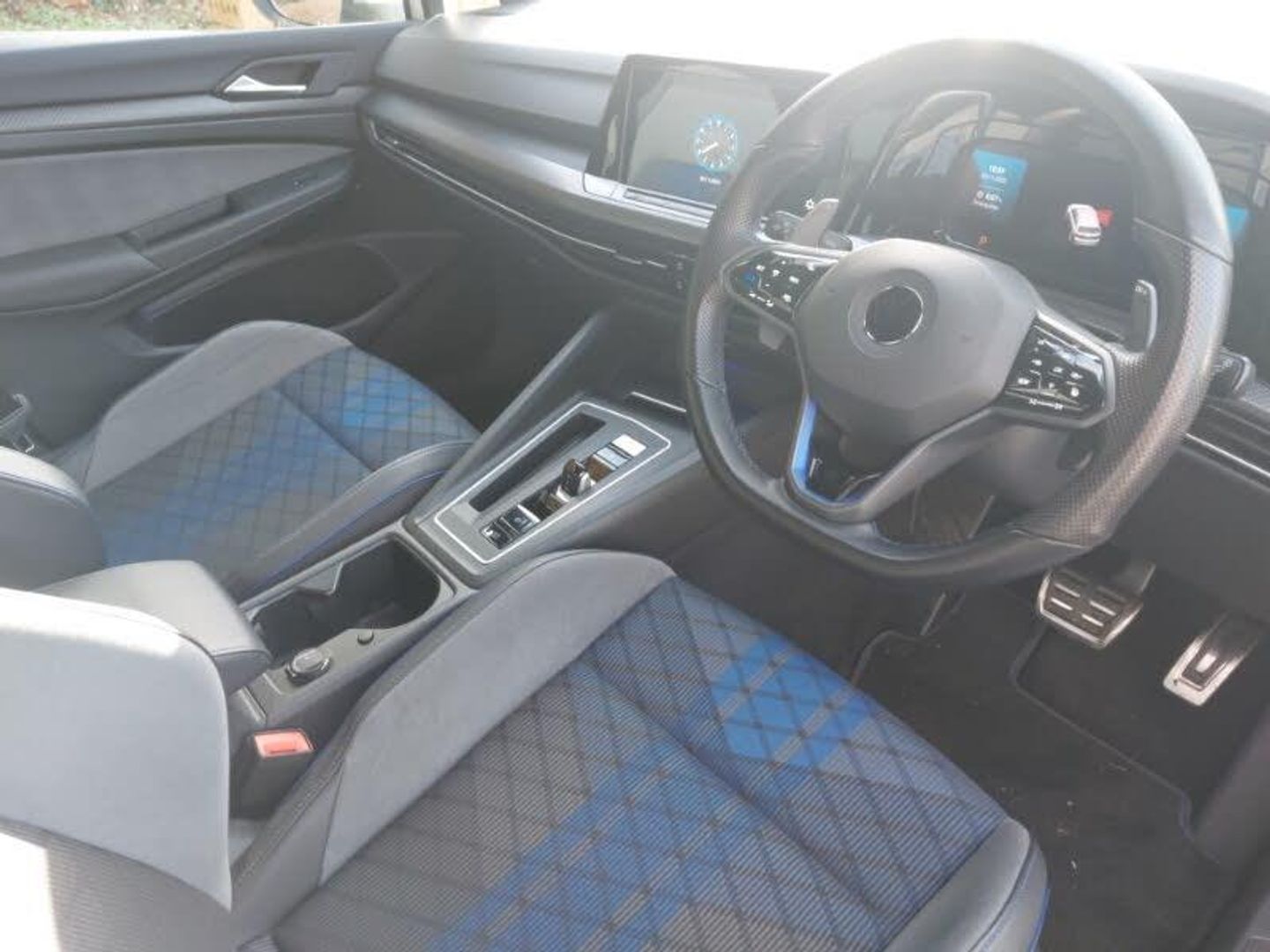 Used 2021 VOLKSWAGEN GOLF R TSI 4MOTION S-A for sale - PistonHeads UK