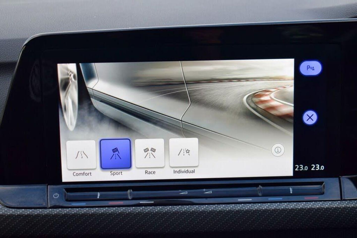 Used 2021 VOLKSWAGEN GOLF R TSI 4MOTION S-A for sale - PistonHeads UK